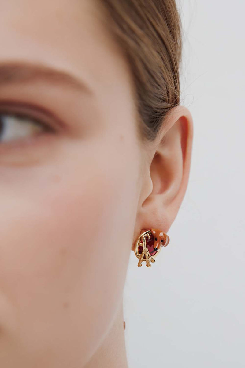 Les Néréides Loves Animals - Dachshund Post Earrings with Eiffel Tower